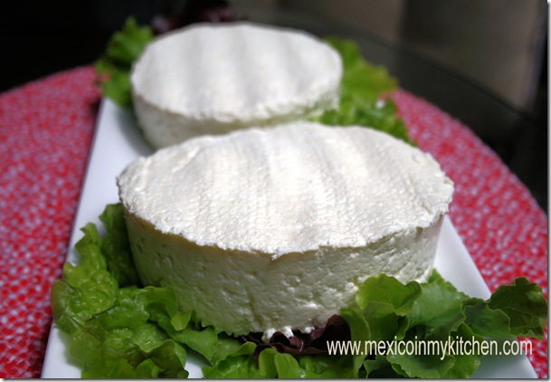 How to Make Fresh Mexican Cheese | Queso Mexicano Fresco